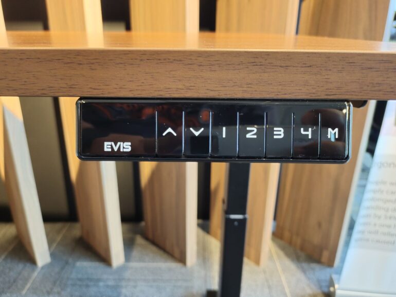EVIS Smart Desk In-Depth Review: My Back is Happy | techENT